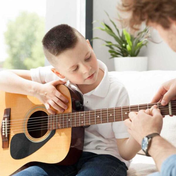 Tips To Help Your Kids Learn Guitar - Mississauga Piano Studios